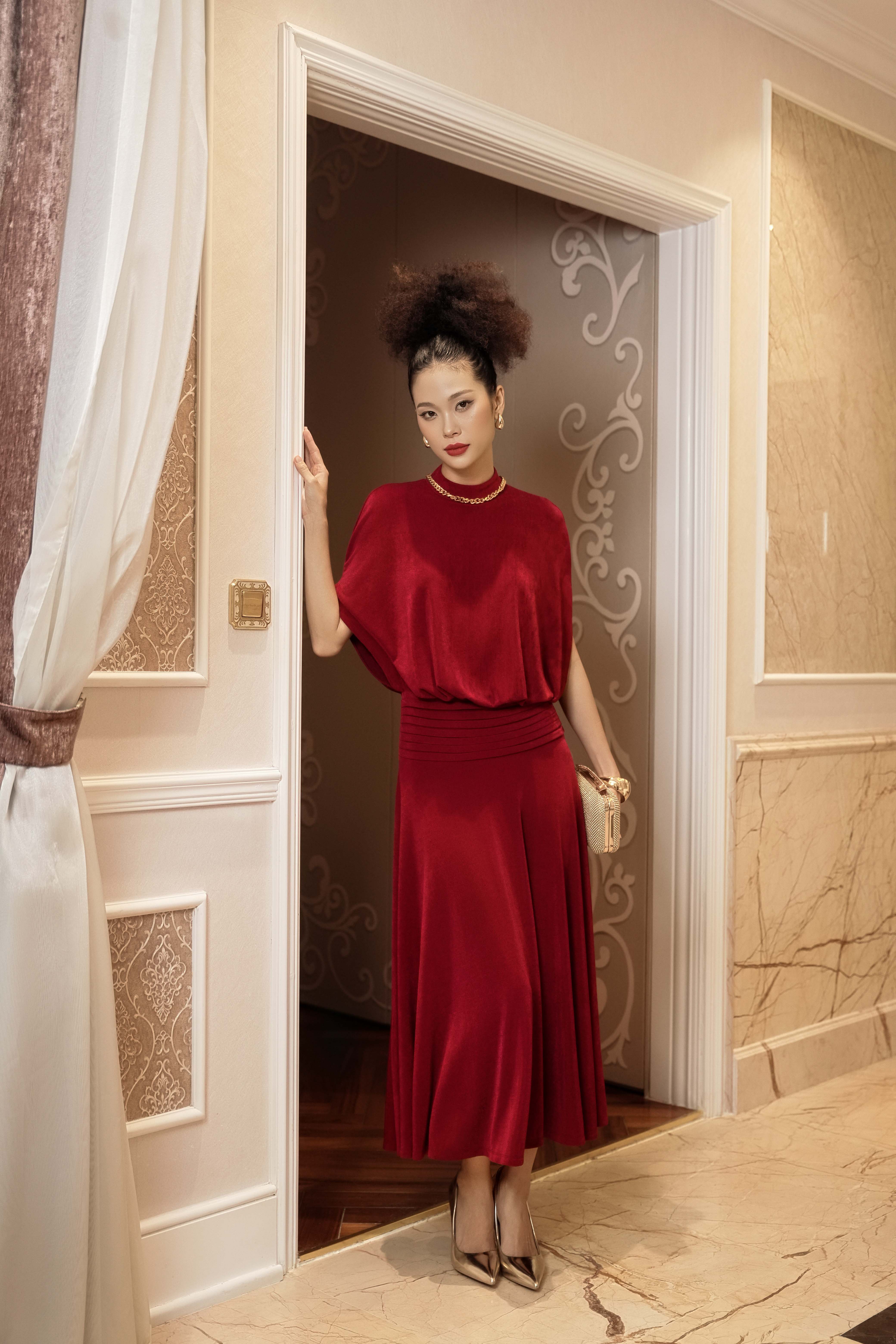 Váy Đầm - Wine Knit Flared Dress